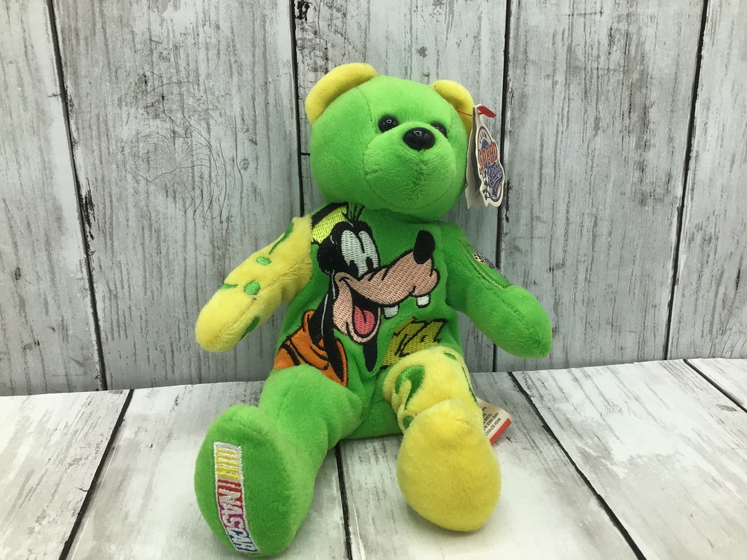 Daytona 500 2004 Team Speed Bear, Goofy NASCAR Bear, Green Daytona 500 ...