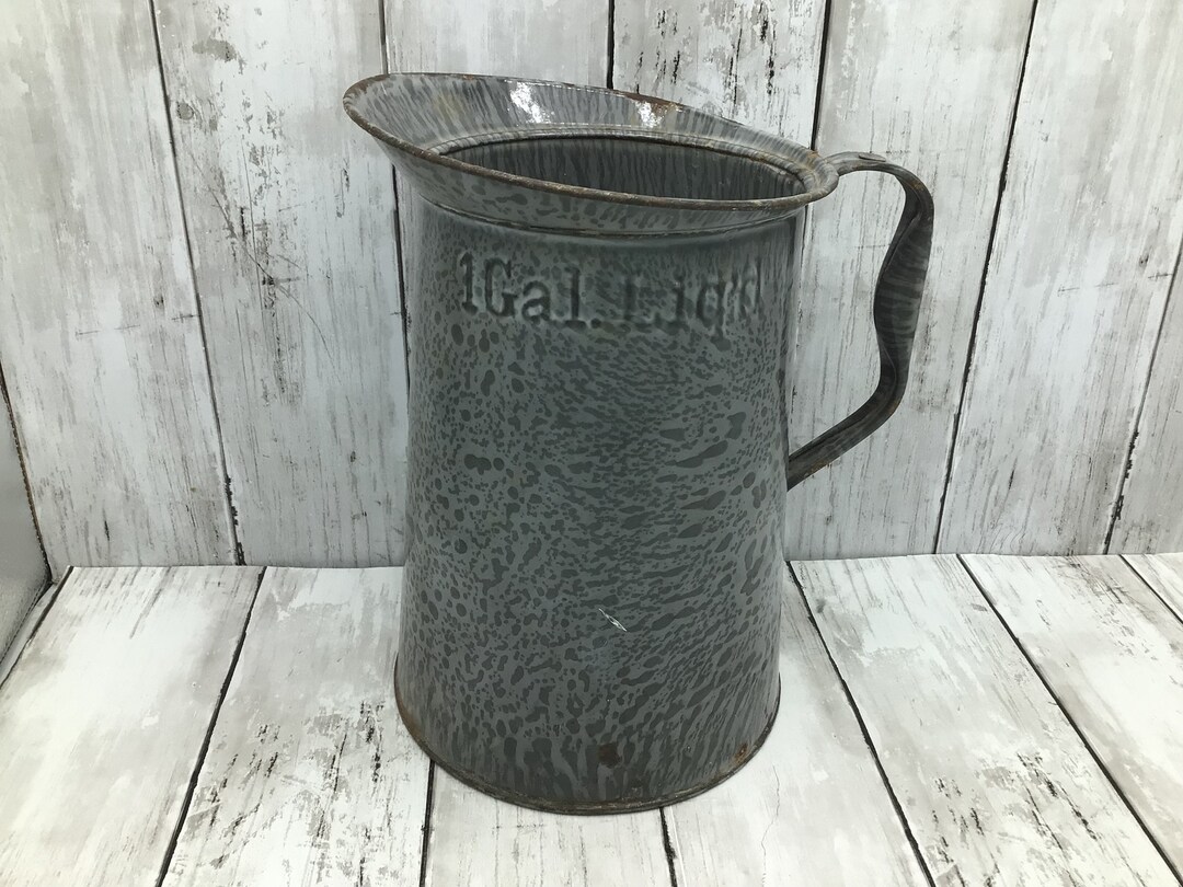 Graniteware Gray Pitcher 1 Gallon, Vintage Enamelware 1 Gallon Measure ...