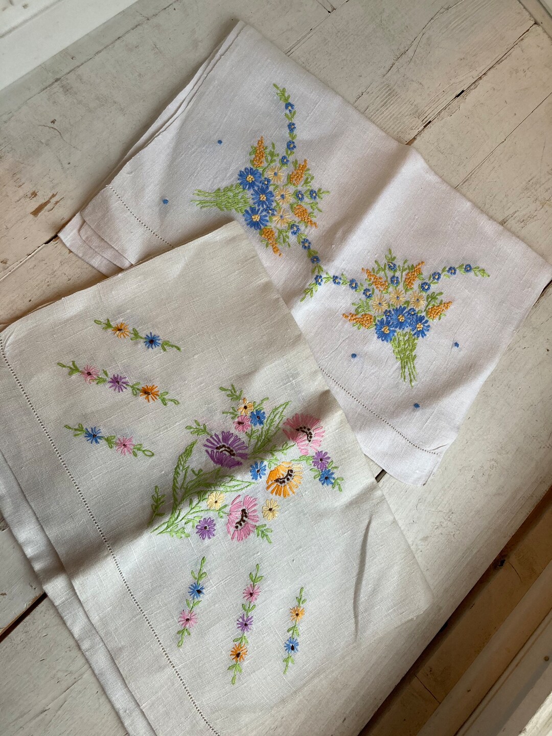 Vintage Linen Embroidered Flower Table Runner Choose 1 - Etsy