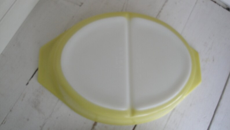 Vintage Pyrex Verde Lime Divided Casserole Dish With Lid - Etsy