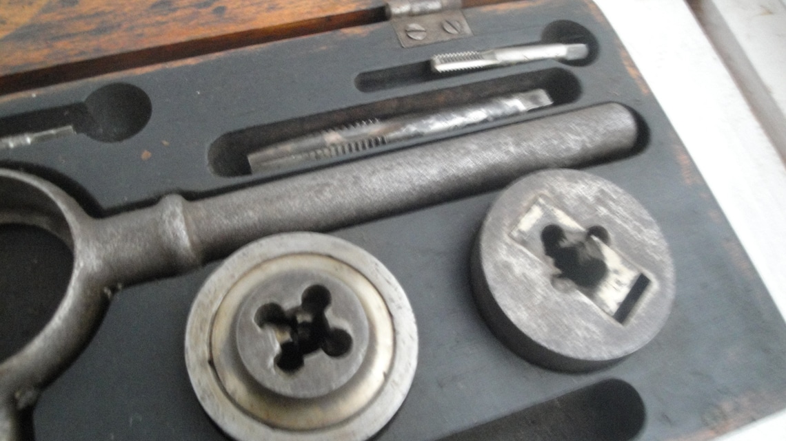 Vintage Little Giant Screw Plate With Tap Wrench Box Wood - Etsy