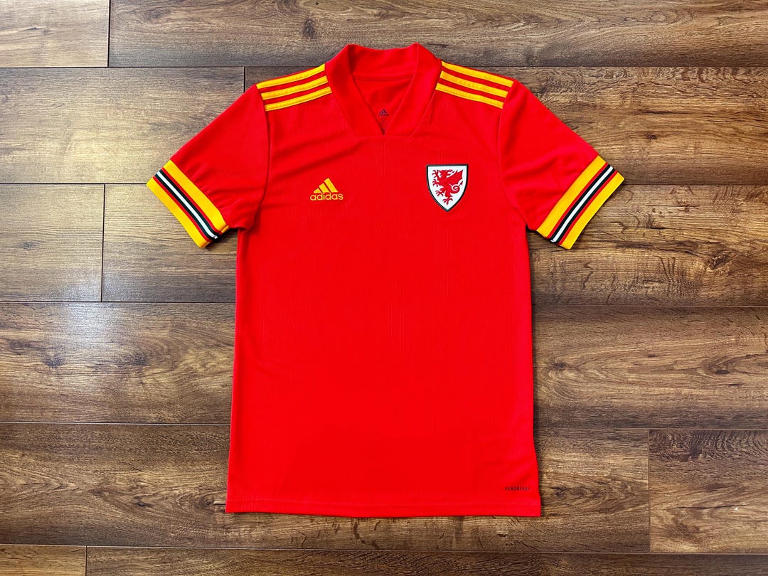 WALES NATIONAL TEAM Home Kit Football Shirt Jersey Size S [FH8528] - Etsy