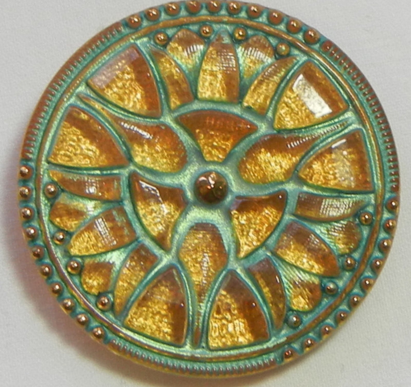 Three Crowns Czech Glass Button - Etsy