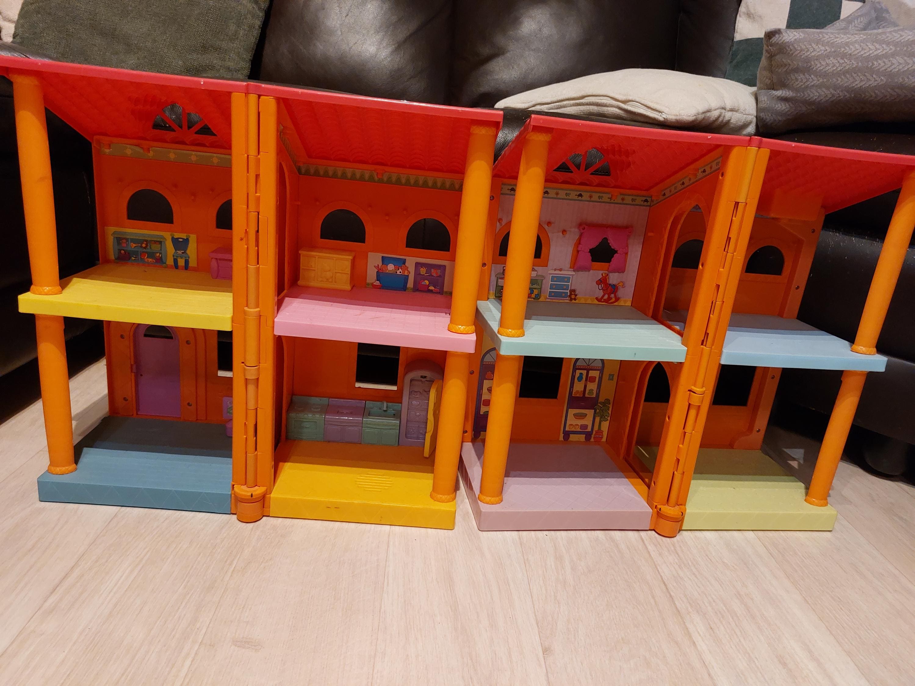 Dora the Explorer Magical Welcome House 2007 Version Collectors Item ...