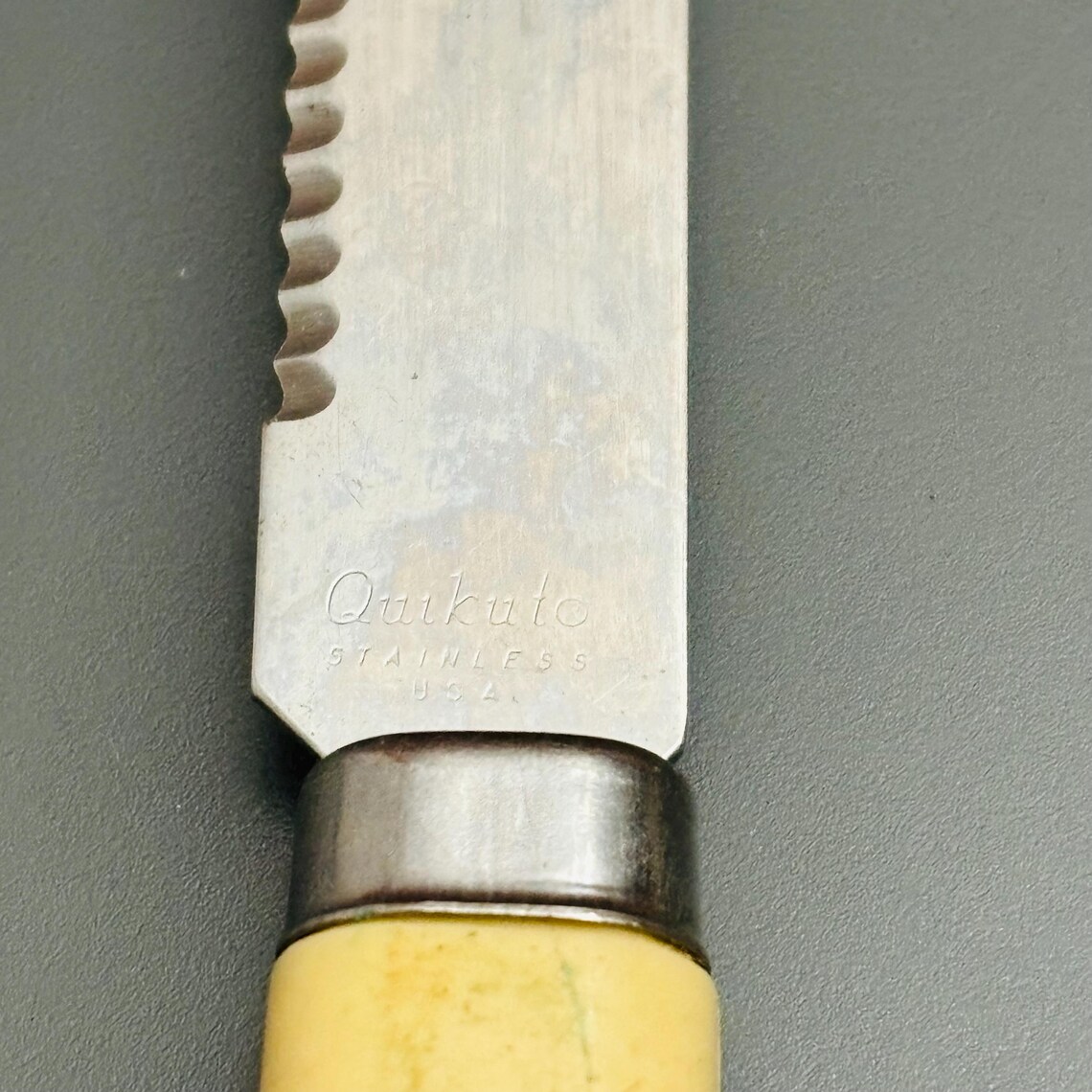 Vintage Quikut Stainless Steak Knives, Set of 3, Cream Color Plastic ...