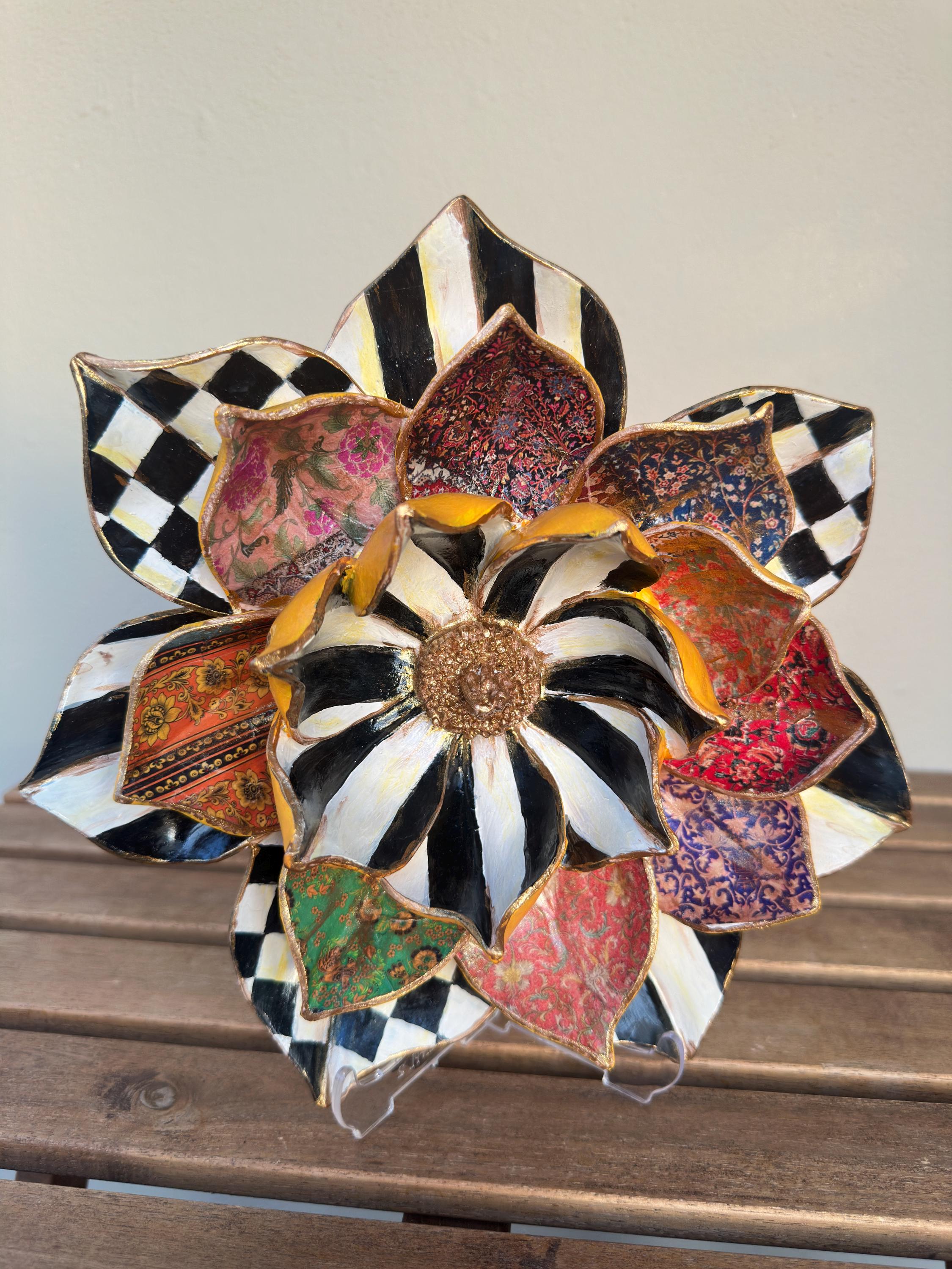 Home Decoration Mackenzie Flower Statue - Etsy