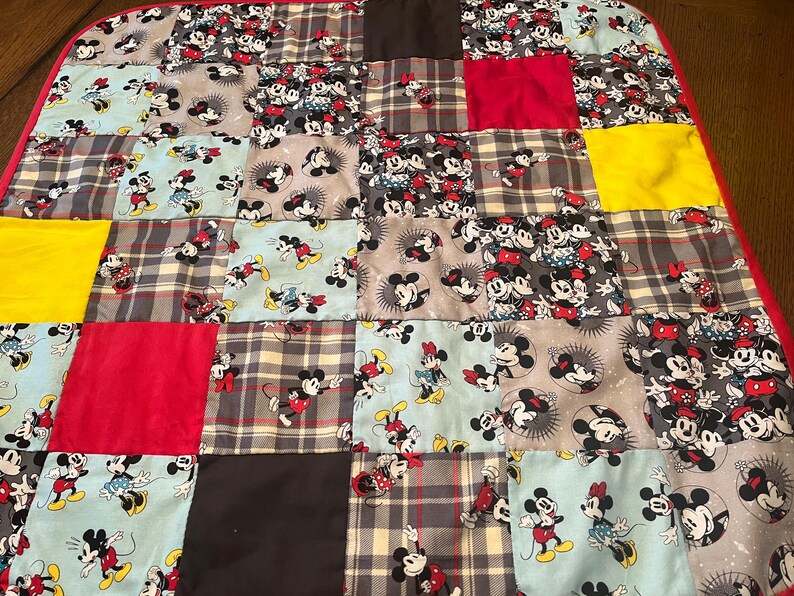 Minnie and Mickey Mouse Baby Quilt - Etsy