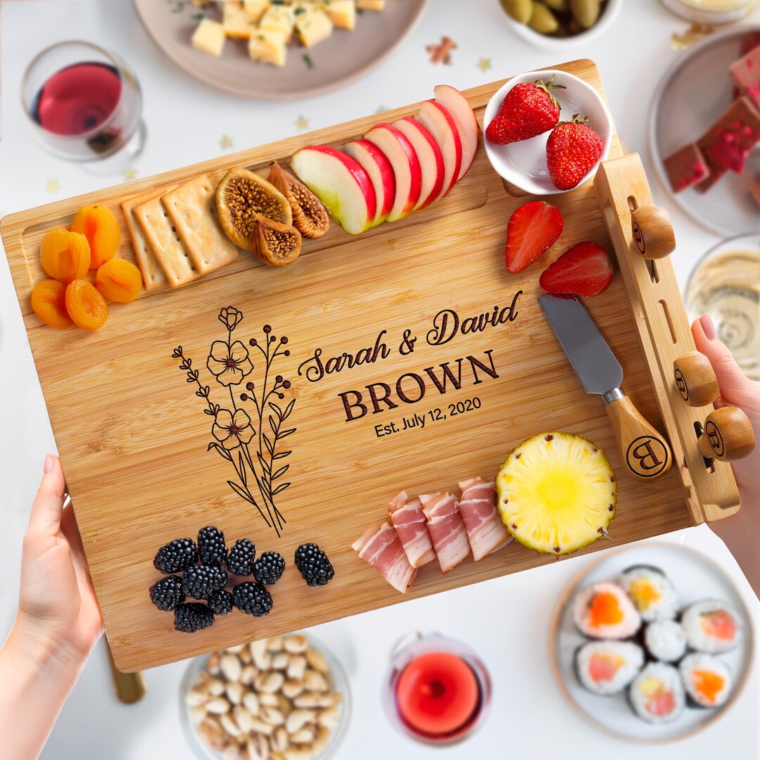 Personalized Cutting Board for Mom – Custom Charcuterie Board, Mother’s ...