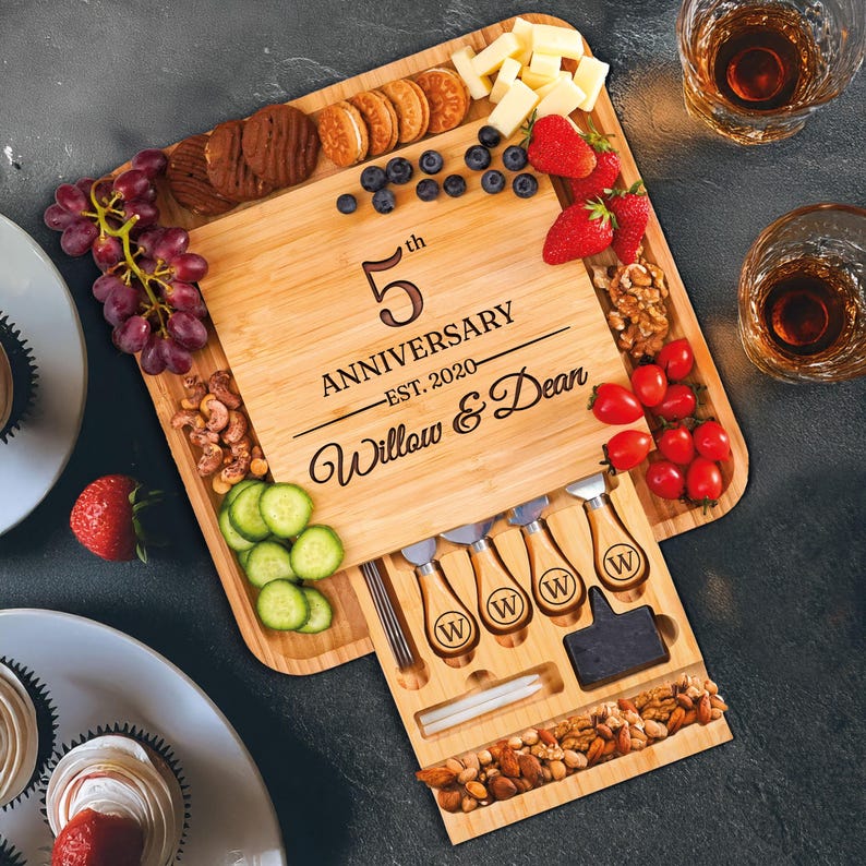 5th Anniversary Gifts, Personalized Charcuterie Board, 5th Wedding ...