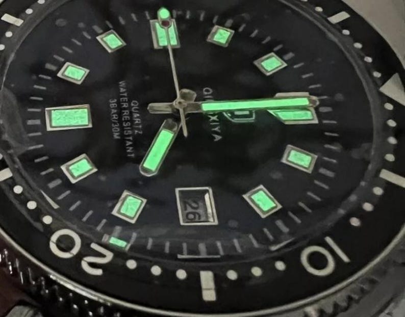 Scratch Resistant Glass, 30M Water Resistance, Quartz, F Seiko Strap ...