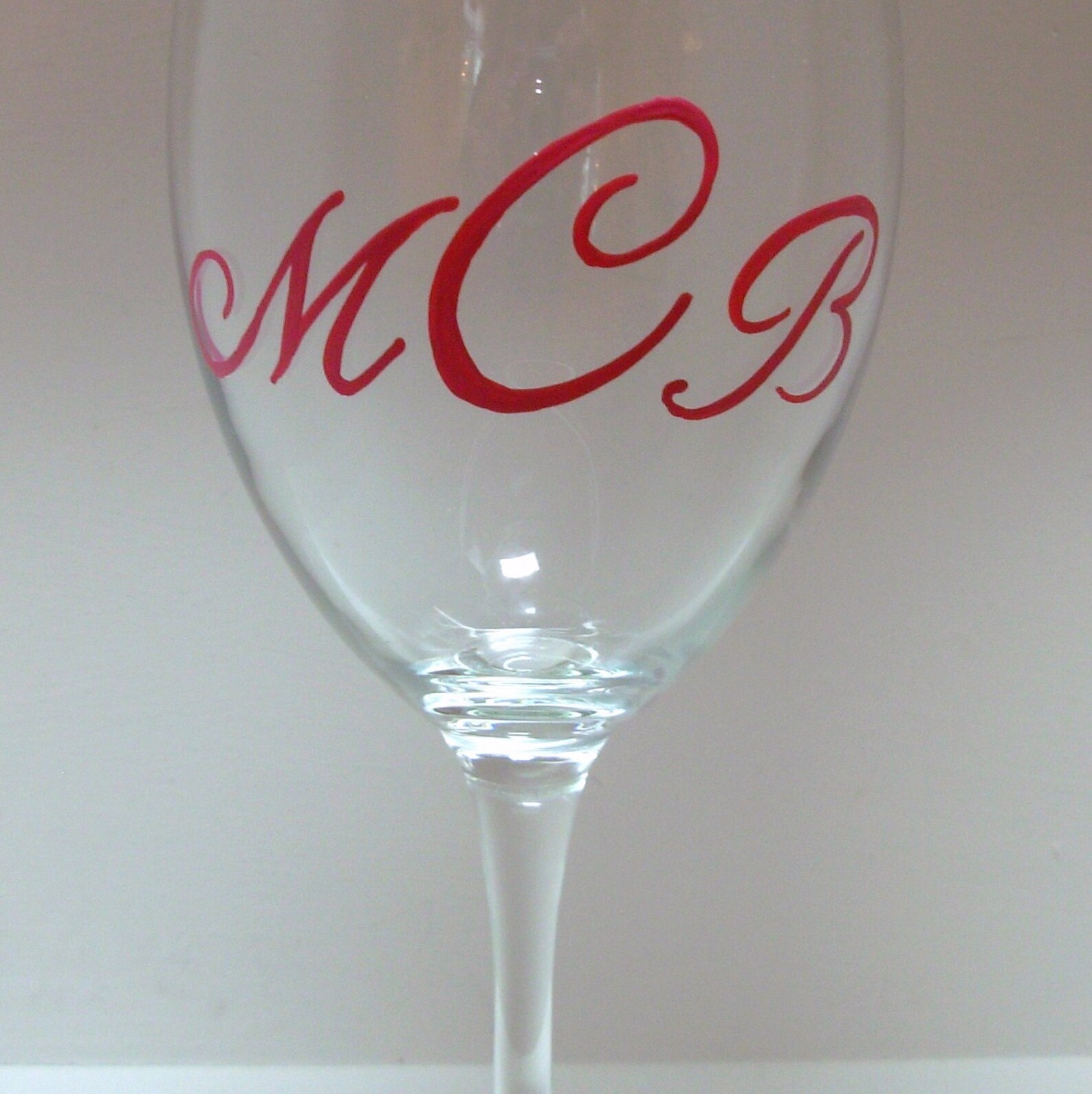 Handpainted Monogram Wine Glass Personalized Wine Glass - Etsy