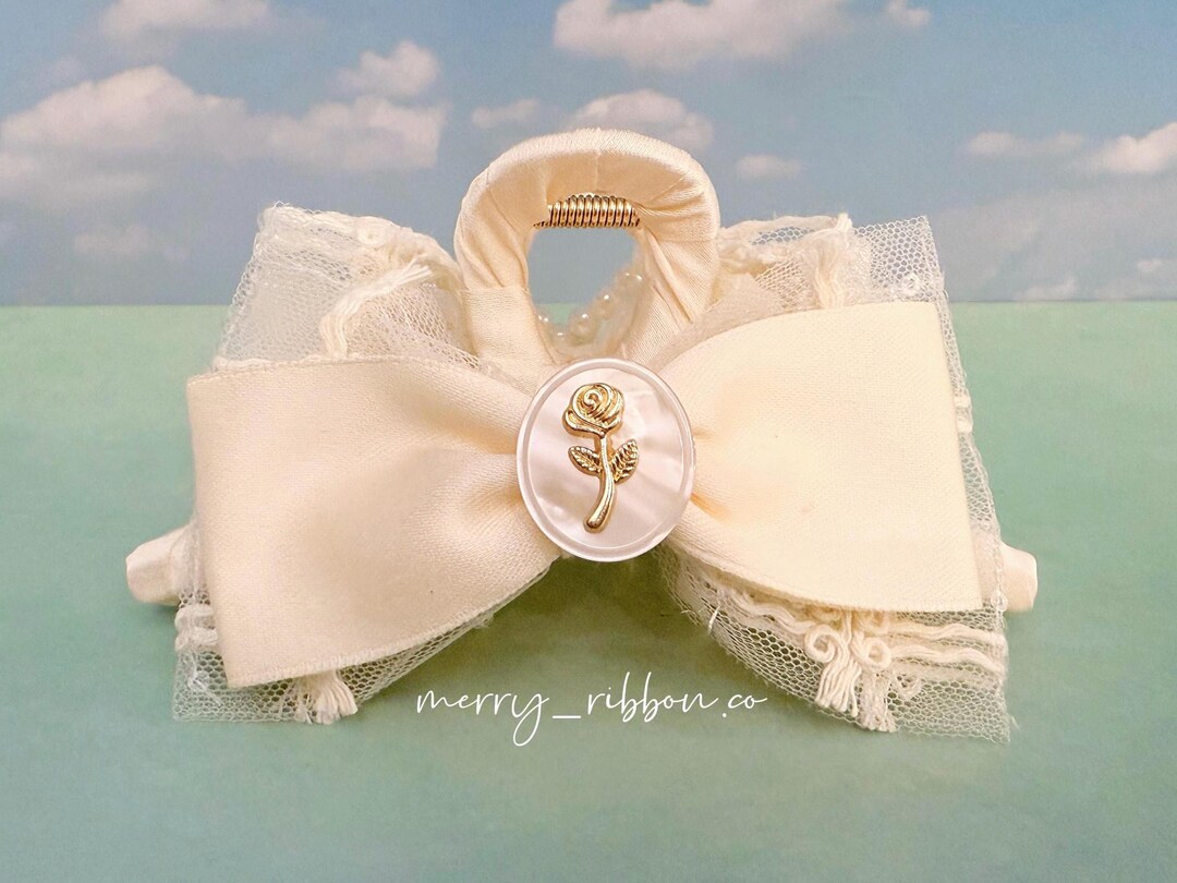 Vintage-inspired Double Bow Claw Clip, Asymmetrical Lace & Elegant ...