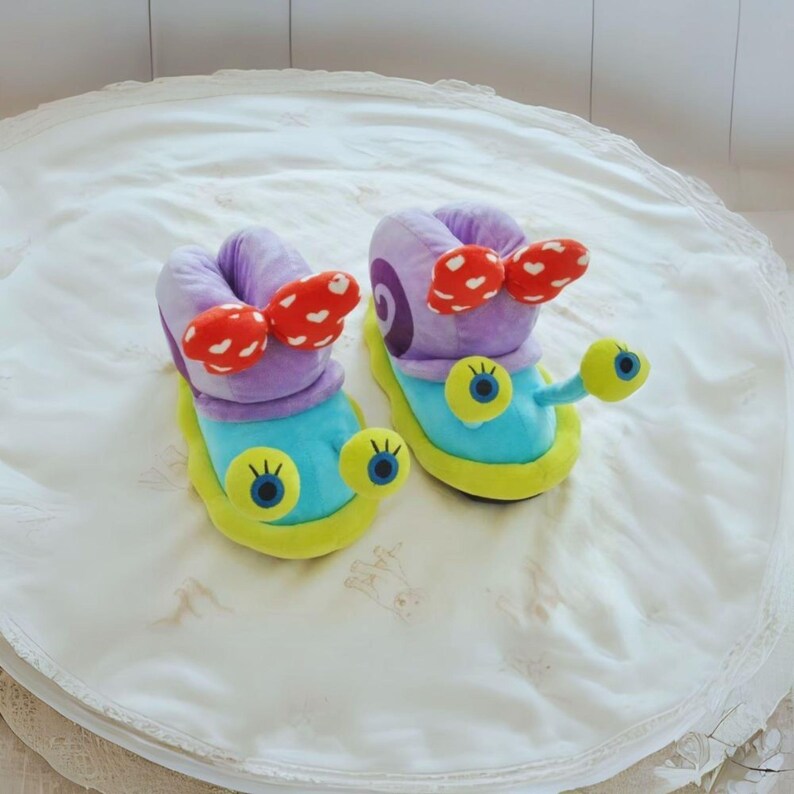 Unisex Snail Slippers Cozy Plush Cartoon Indoor Shoes for Kids and Adults Warm, Soft, and Funny ...