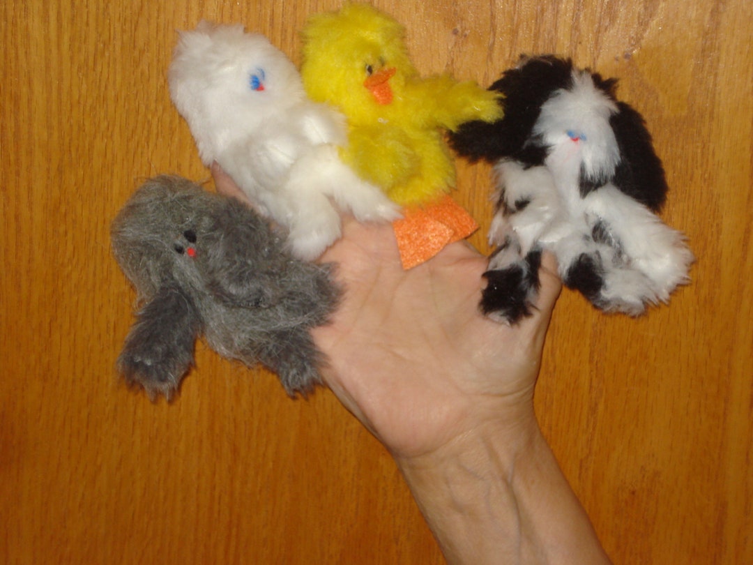 Four Finger Puppets Handmade Yellow Bird, Spot the Dog, Abominable ...
