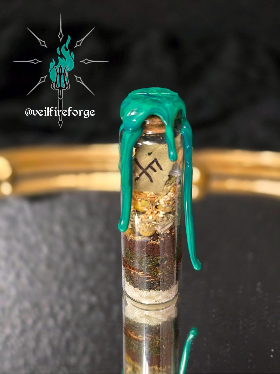 Good Luck Spell Jar: Herbs, Crystals, Wax Sealed 20ml Glass Bottle ...