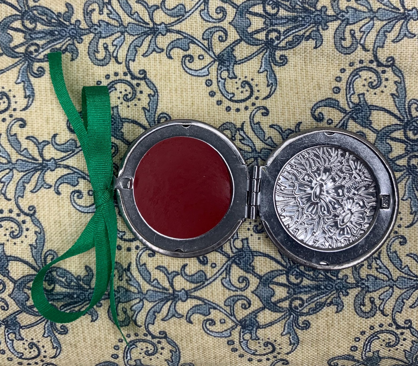 18th Century Lip Tint Cosmetics-blood Red - Etsy