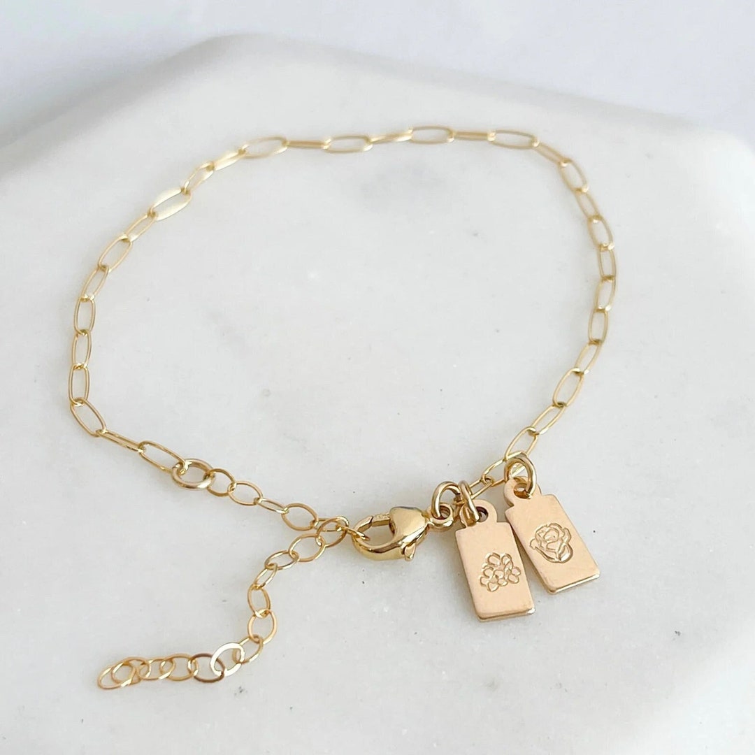 Birth Flower Tag Chain Bracelet - Etsy