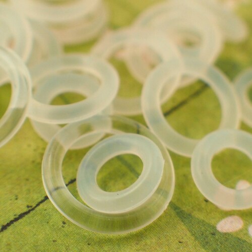 20 Clear Stretchy Oh Rubber Jump Rings in 5 Sizes - Etsy