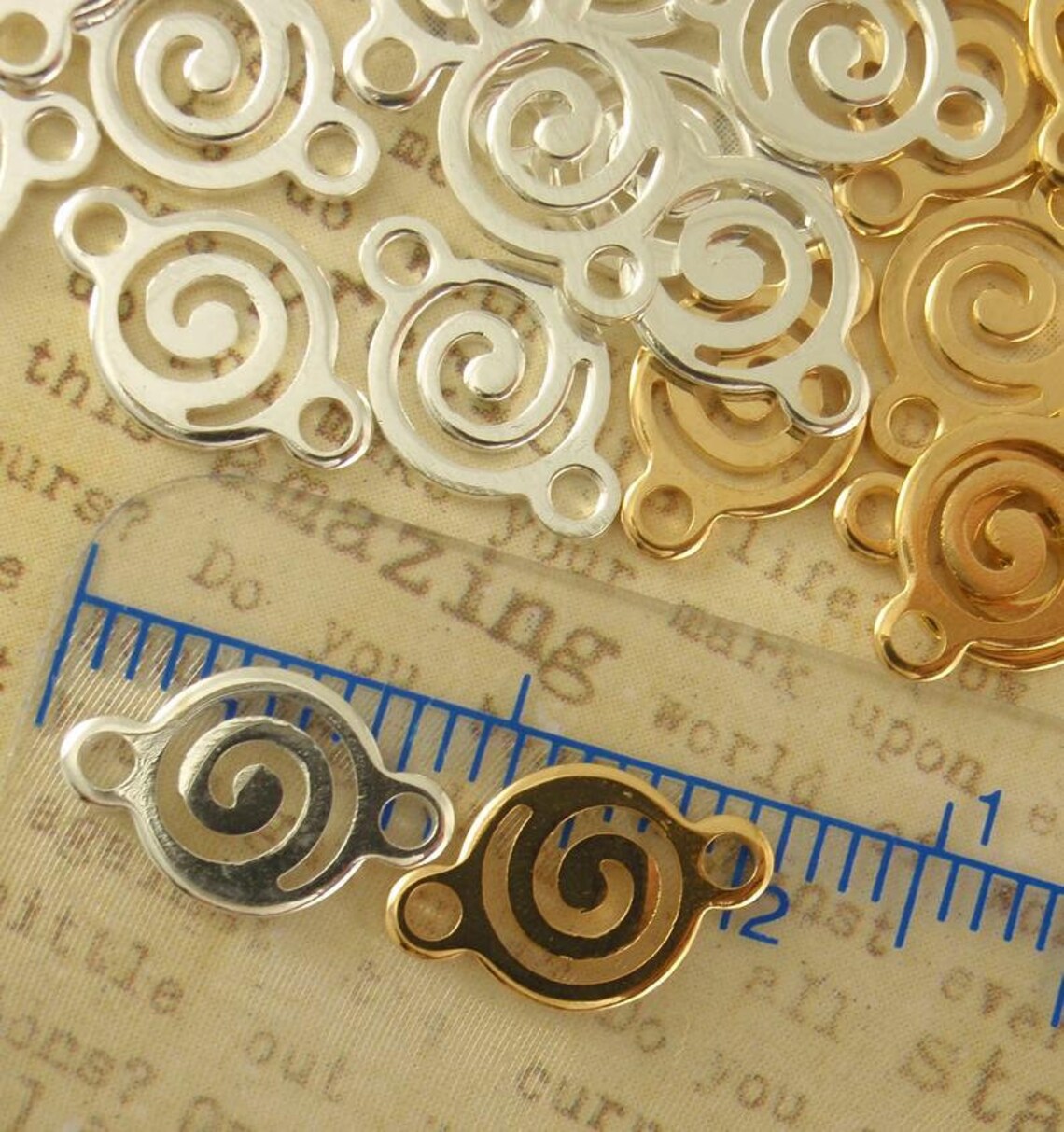 10 Swirly Circle Links - 10mm, 14mm, 17mm - Silver Plated or Gold ...