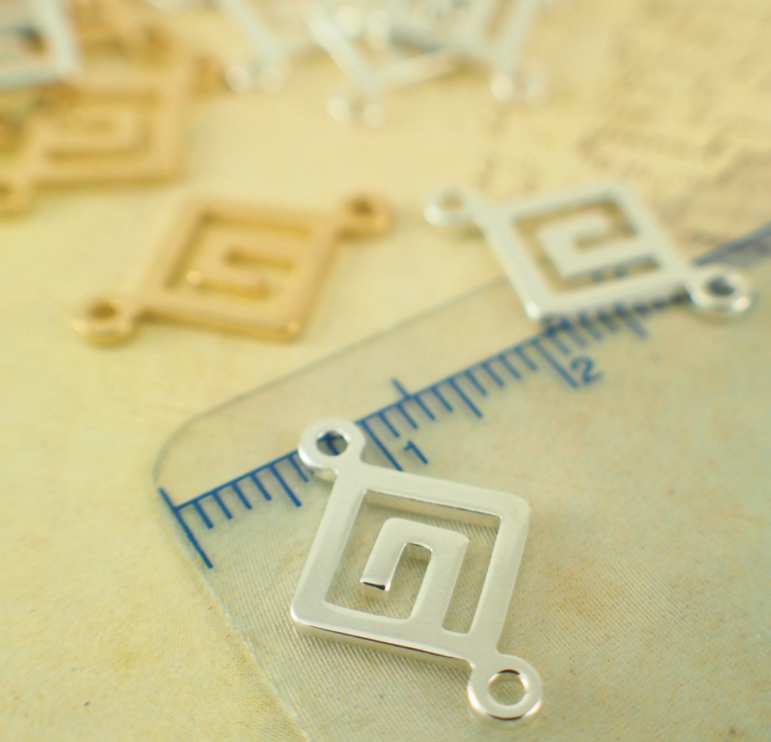 10 Swirly Square Links 19mm Silver Plated or Gold Plated - 100% ...