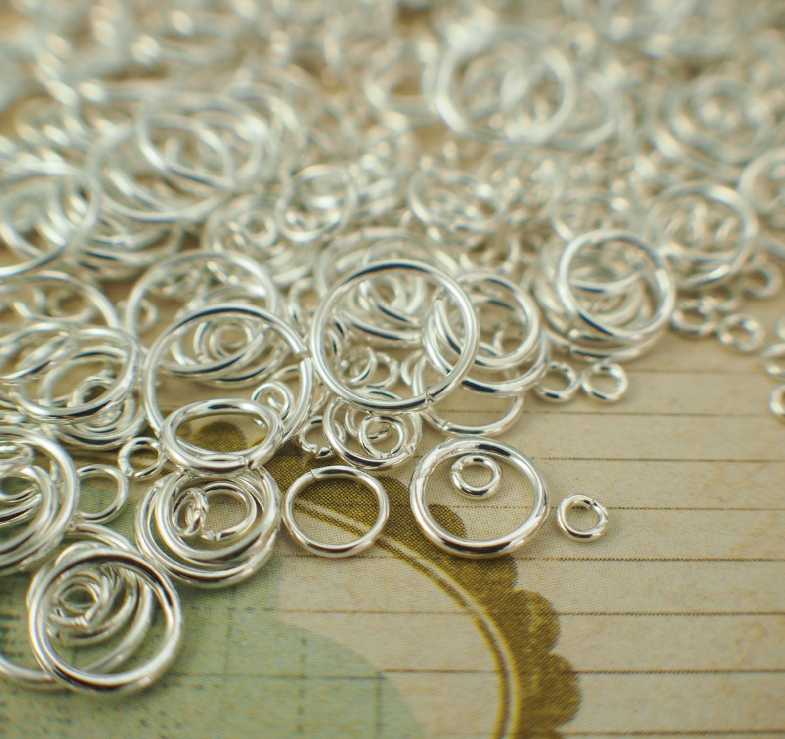 100 Silver Plated Jump Rings 22 20 18 16 Gauge Best - Etsy