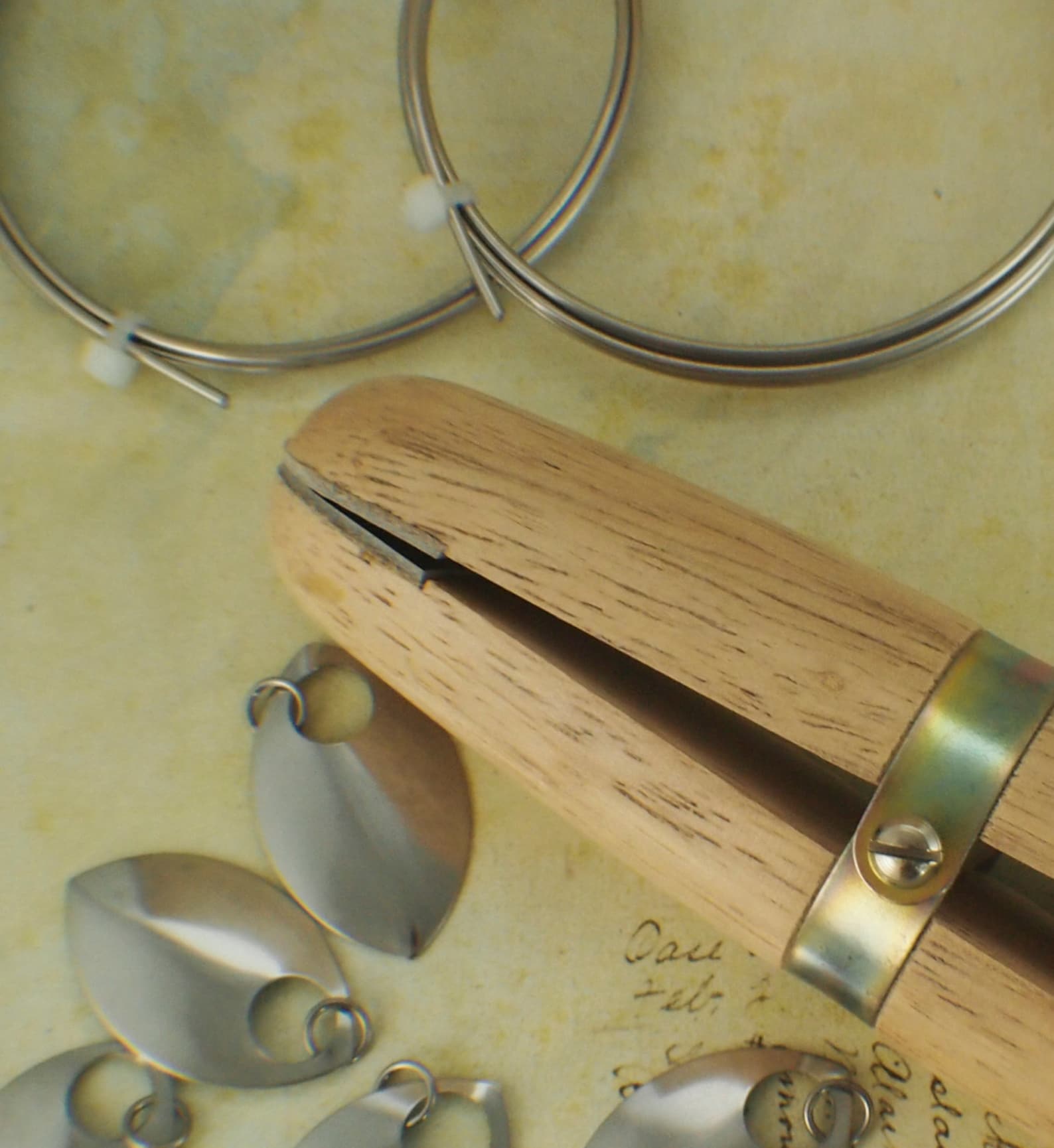 Wooden Ring Clamp Our Pick for Wire Working Wire Sample - Etsy