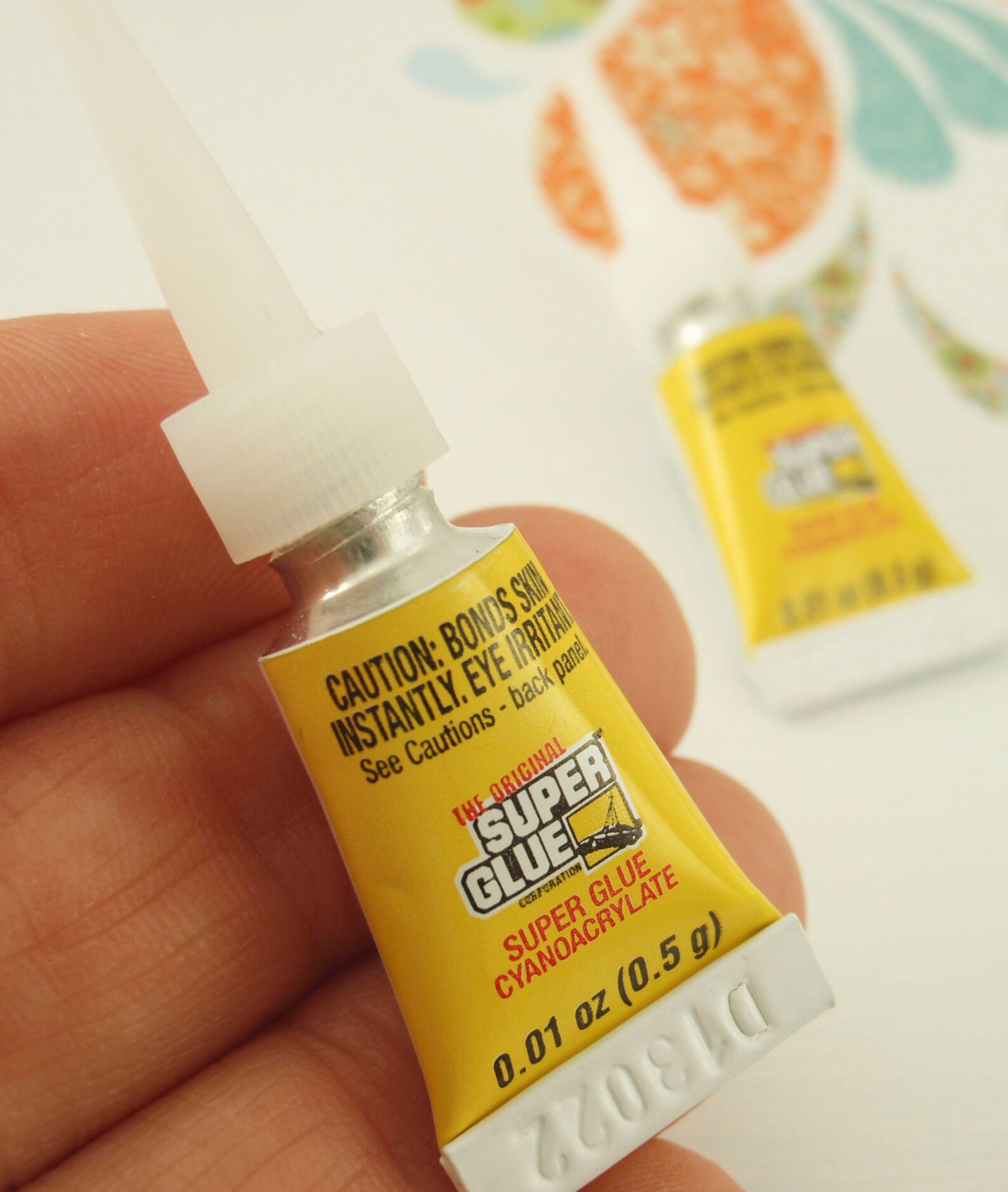 The Original Super Glue - TWO Single Use Size Tubes - 0.01 Ounce Each ...