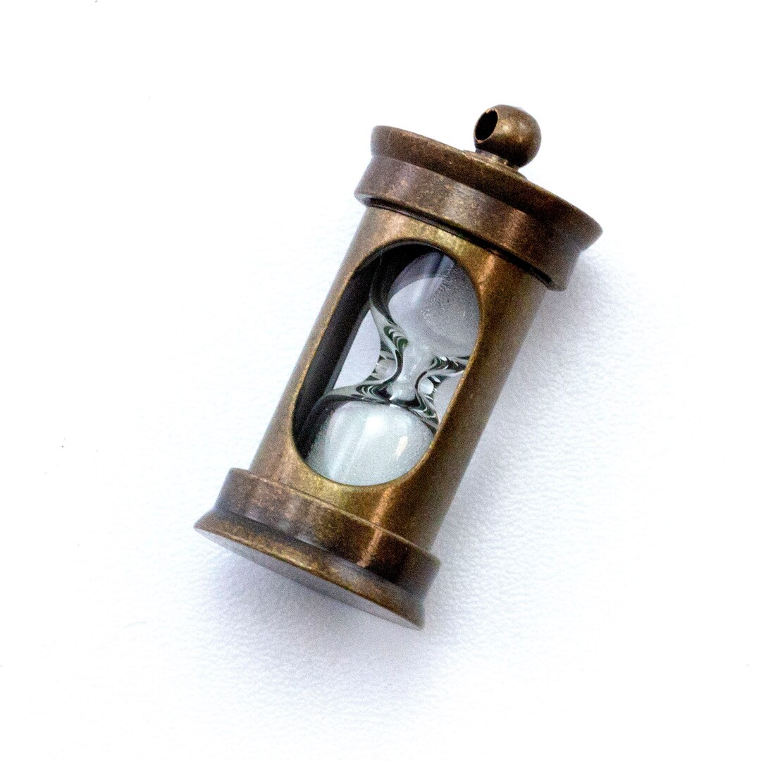 1 Hourglass Pendant 29 X 14mm Antique Gold or Antique Silver - Etsy