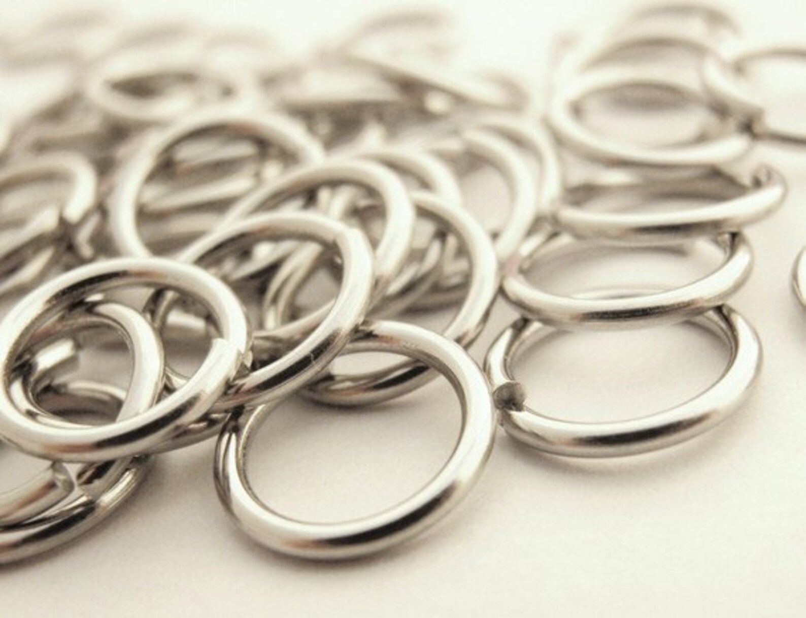 Stainless Steel Jump Rings 22 20 19 and 18 Gauge You Pick | Etsy