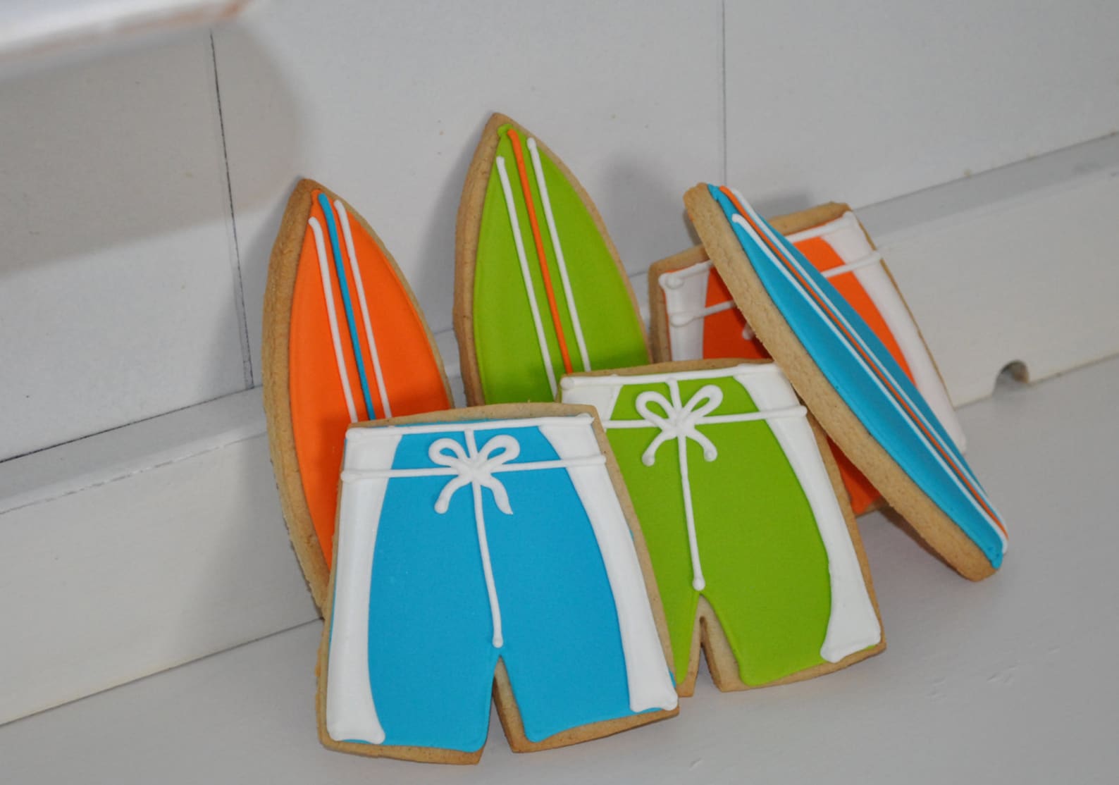 Surfboard Hand Decorated Sugar Cookies - 1 Dozen - Etsy