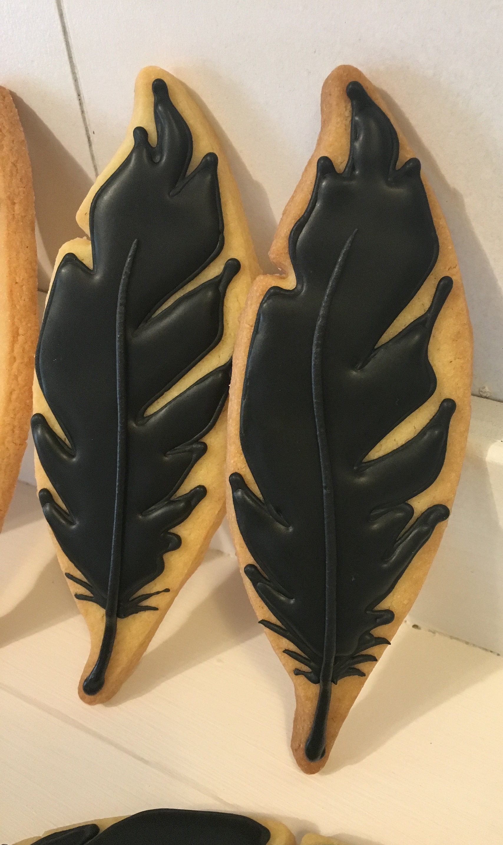 Black Feather Cookies - 1 Dozen - Etsy