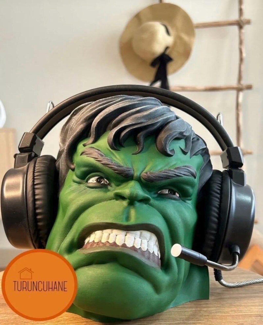 The Incredible Hulk Marvel Avengers Gamer Figure Headphone Stand Gamer ...
