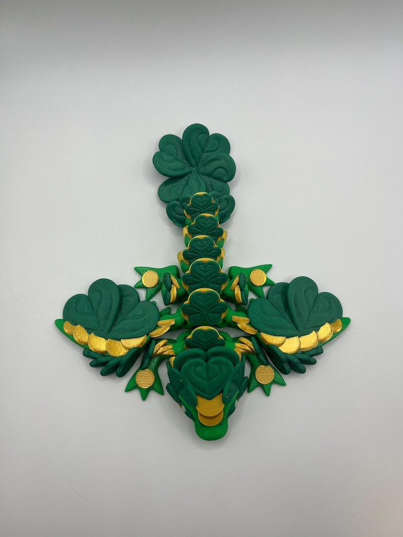 3D Printed Clover Dragon: Articulated Lucky Desk Toy - Etsy