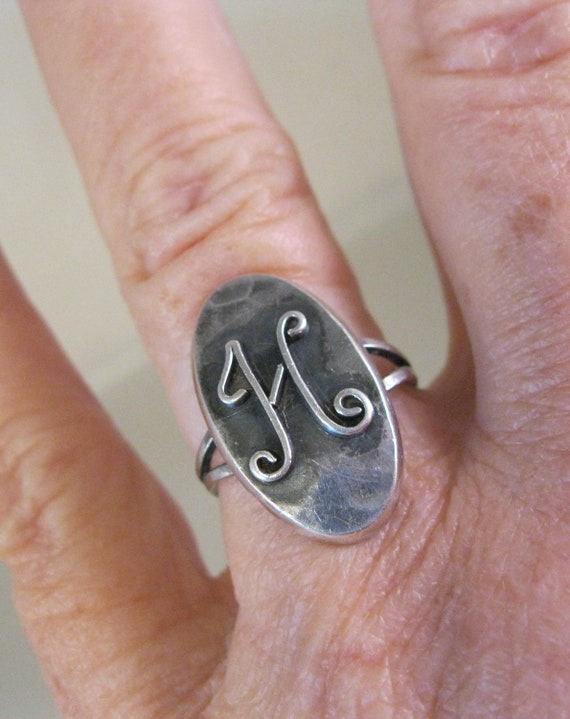 Mid Century Hand Hammered Sterling Silver Signet H Ri… - Gem