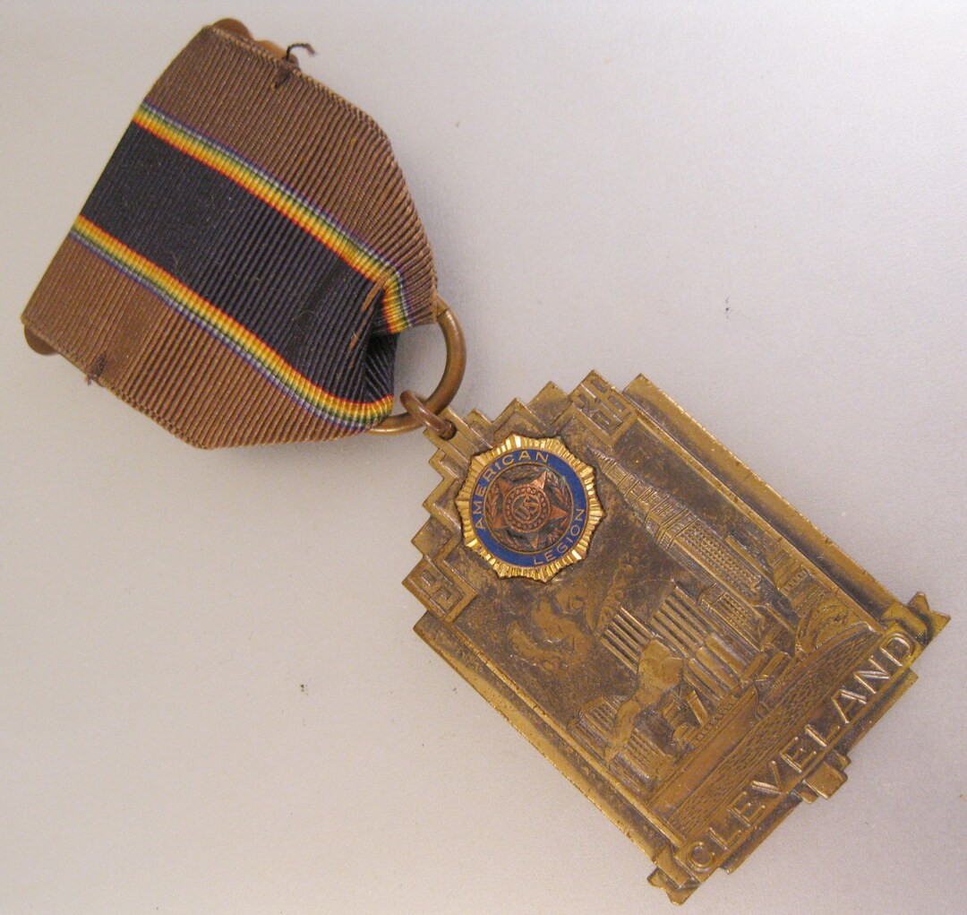 Vintage 1936 AMERICAN LEGION Cleveland Brass Enamel Past National ...