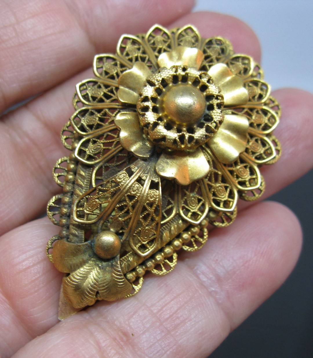 1930s Art Deco Gilt Floral Dress Clip Fur Clip Vintage Jewelry Antique ...