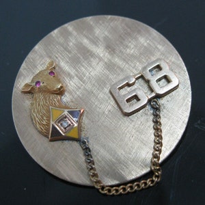 Ladies 1968 Class Pin School Pin College Pin Elks Club Pin Moose Club ...