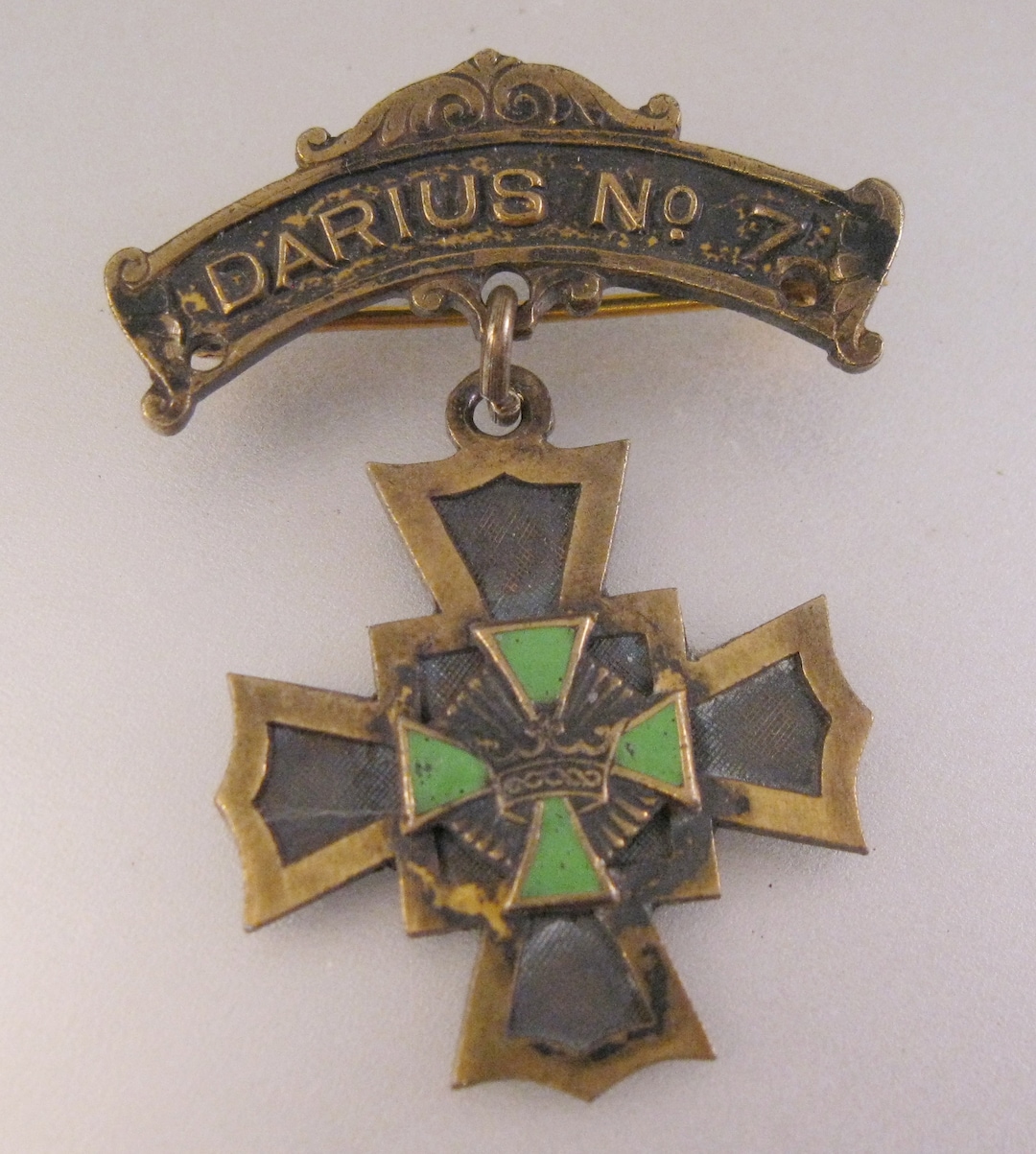Antique Knights Templar Brass Enamel Darius No. 7 Medal Pin G. Backlund ...