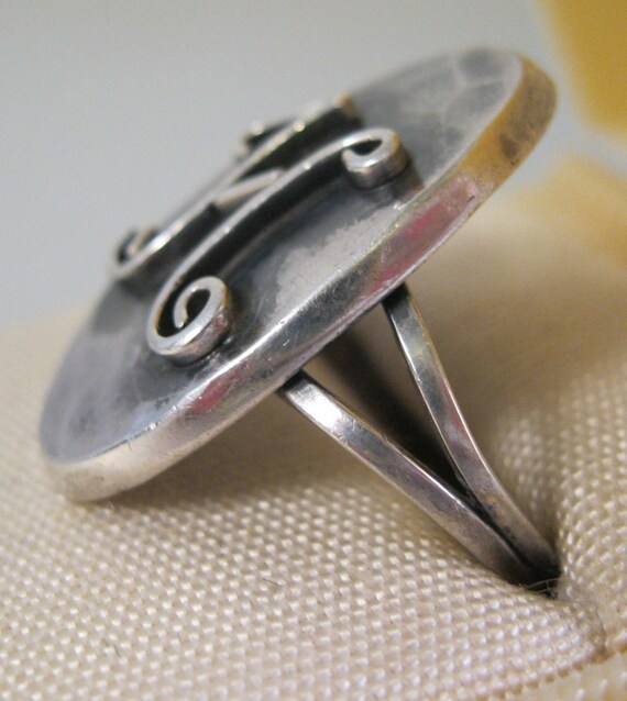 Mid Century Hand Hammered Sterling Silver Signet H Ri… - Gem