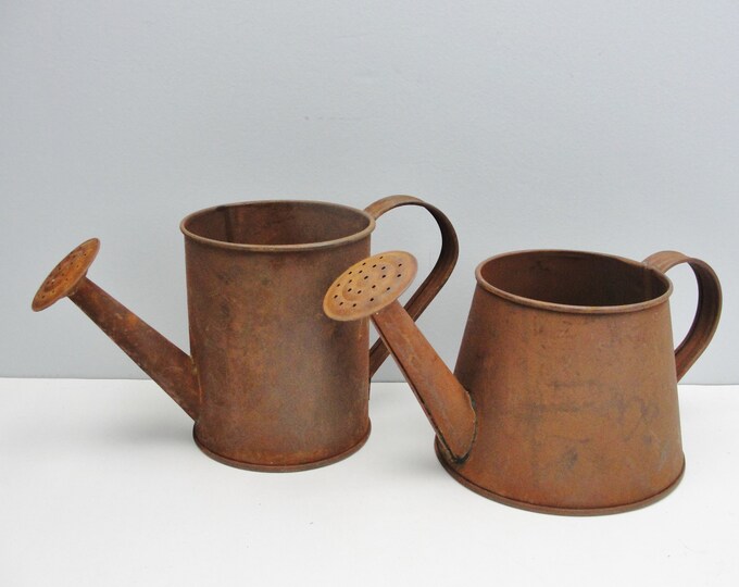 Rusty Metal Bucket, Rustic Centerpiece Container - Etsy