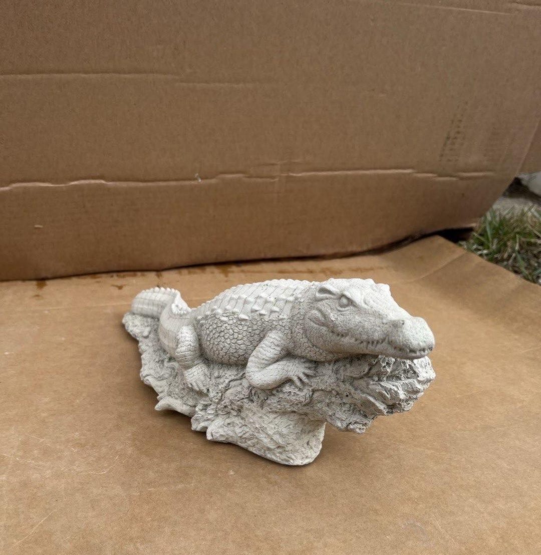 Alligator Stone Sculpture Concrete Crocodile Figure Garden Animal ...
