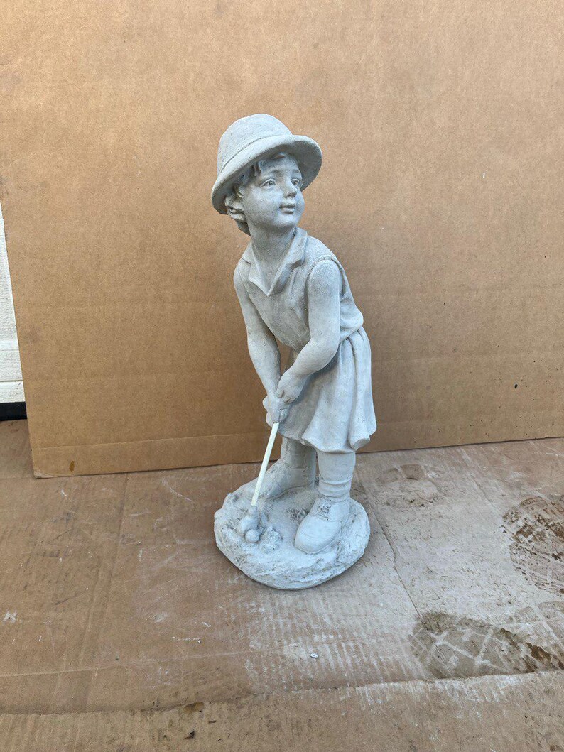 Detailed Golfer Girl With Club Statue Standing Girl Sculpture Outdoor ...