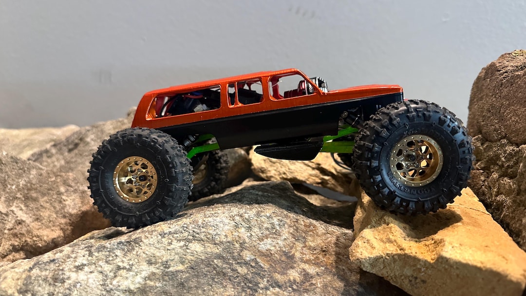 1/24 RC Crawler Body - Radburban - Suburban Body - Chevy - Etsy