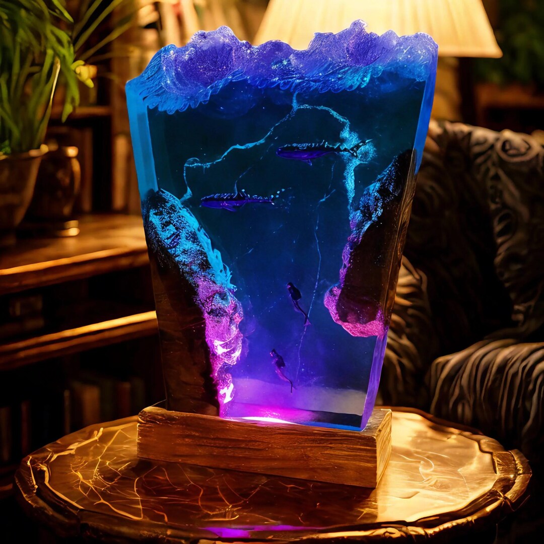 Handmade Great Whale Shark and Couple Diver Resin Lamp, Custom Deep Sea ...