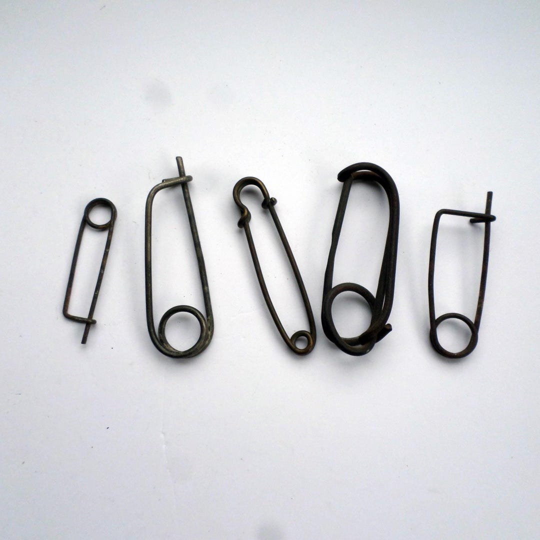 5 Vintage Safety Machinery Pins, Vintage Metal Laundry Pins / Safety ...