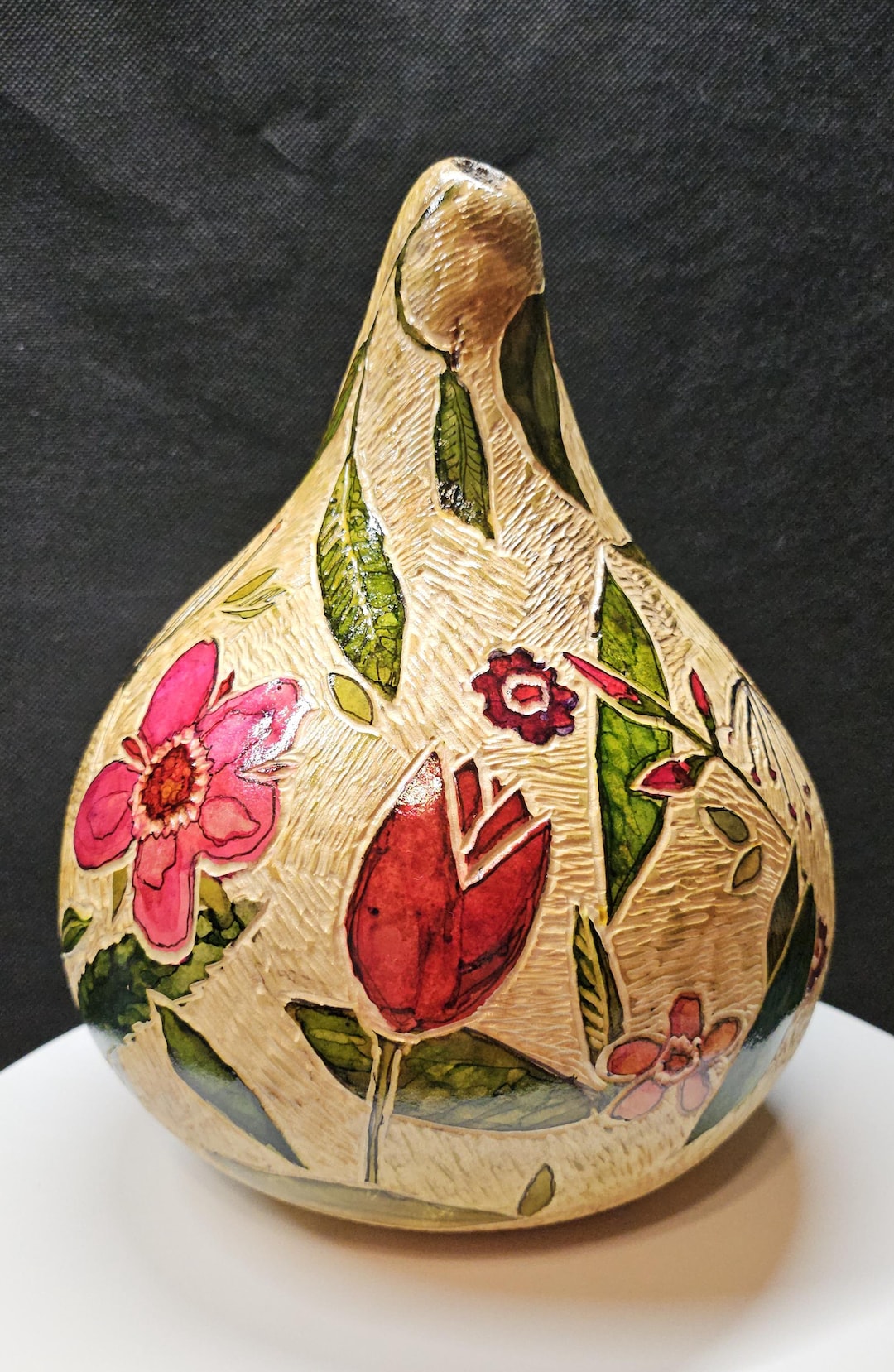 SPRING Gourd Carved Art Flowers in Pink Red and Bright Green Leaves - Etsy
