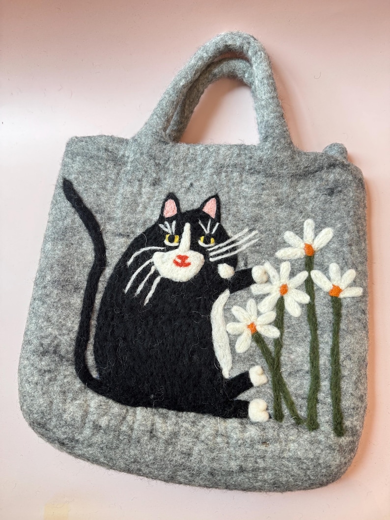 Handmade Wool Felt Hand Bag - Etsy