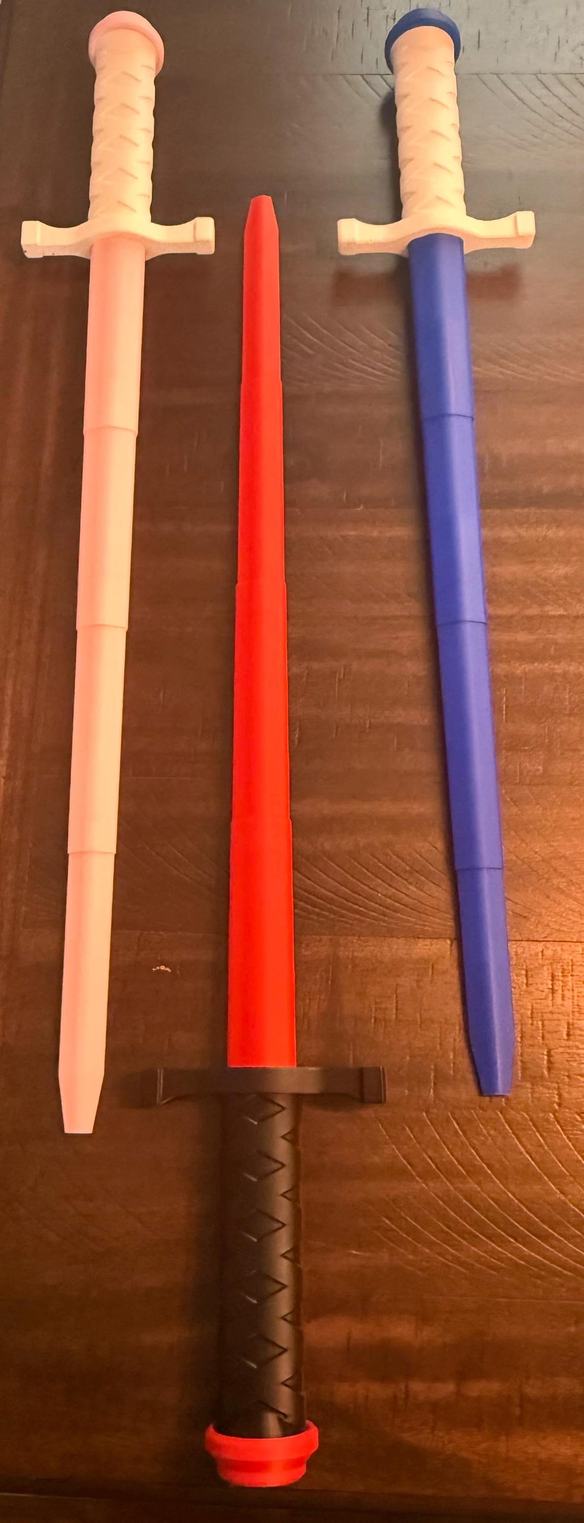 Collapsible Two-handed Broad Sword – 3D Printed Expandable for Display ...