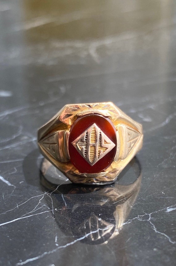 Class Ring - Gem
