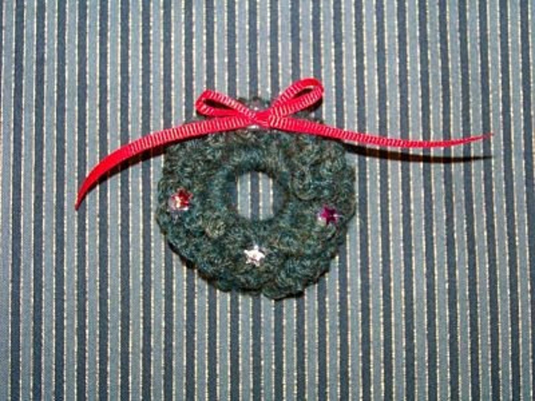 Crochet Wreath Pins Set of 2 - Etsy
